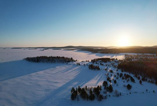 Guide de Voyage de Finlande - Lac Inari | Le Voyage Autrement