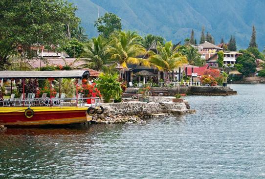 Guide de Voyage de l' Indonésie - Lac Toba (Sumatra) | Le Voyage Autrement